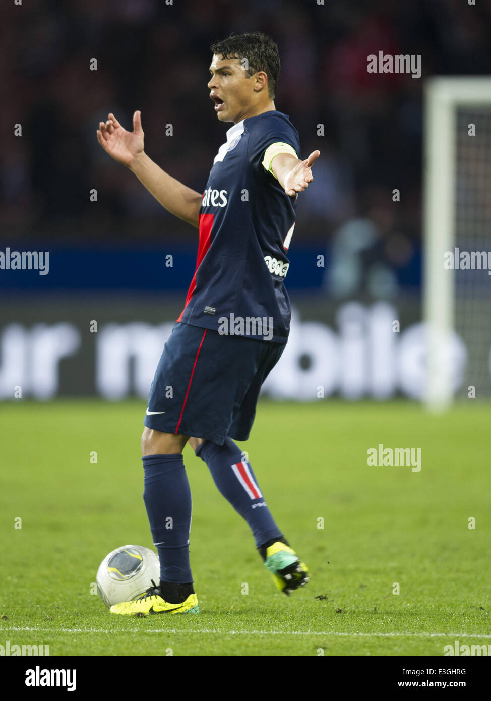 Paris saint germain ogc nice hi-res stock photography and images - Alamy