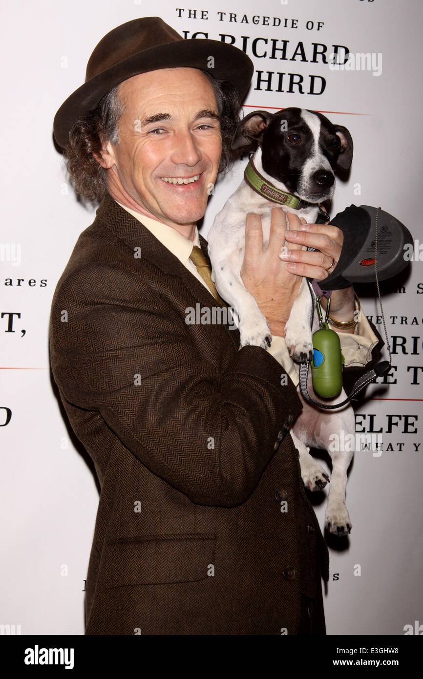 Mark rylance richard iii hi-res stock photography and images - Alamy