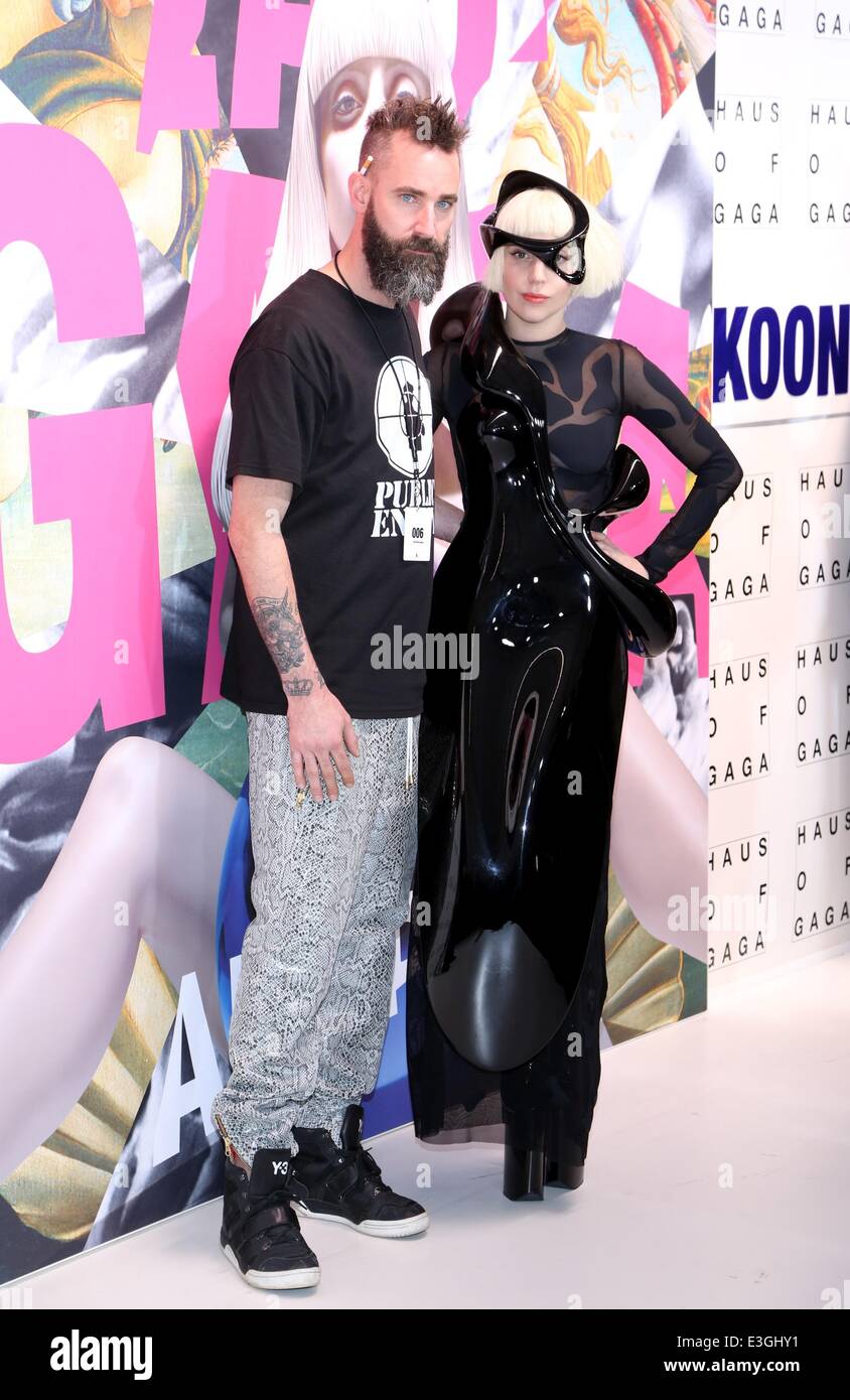 Dj white shadow lady gaga hi-res stock photography and images - Alamy