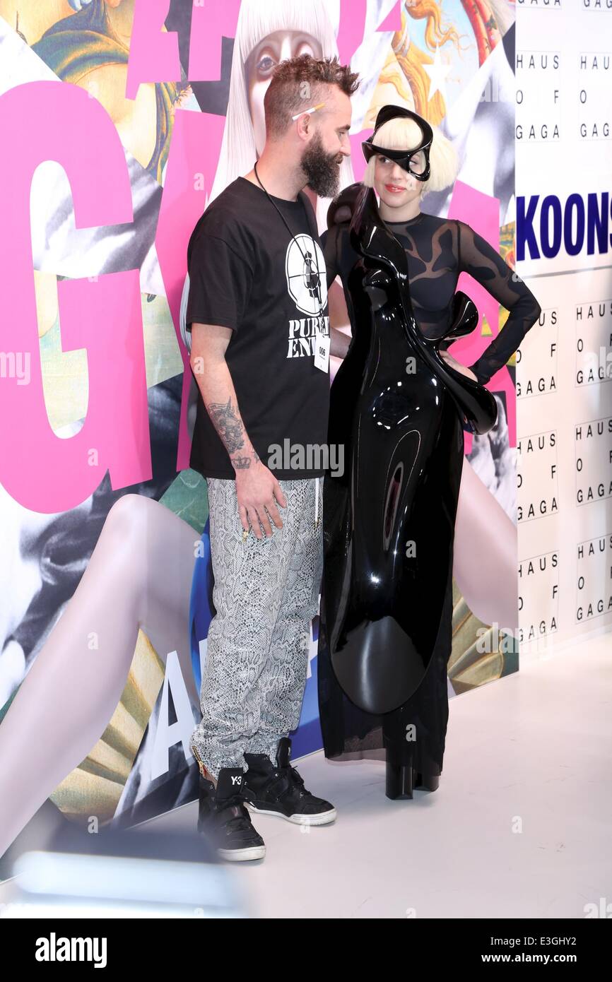 Dj white shadow lady gaga hi-res stock photography and images - Alamy