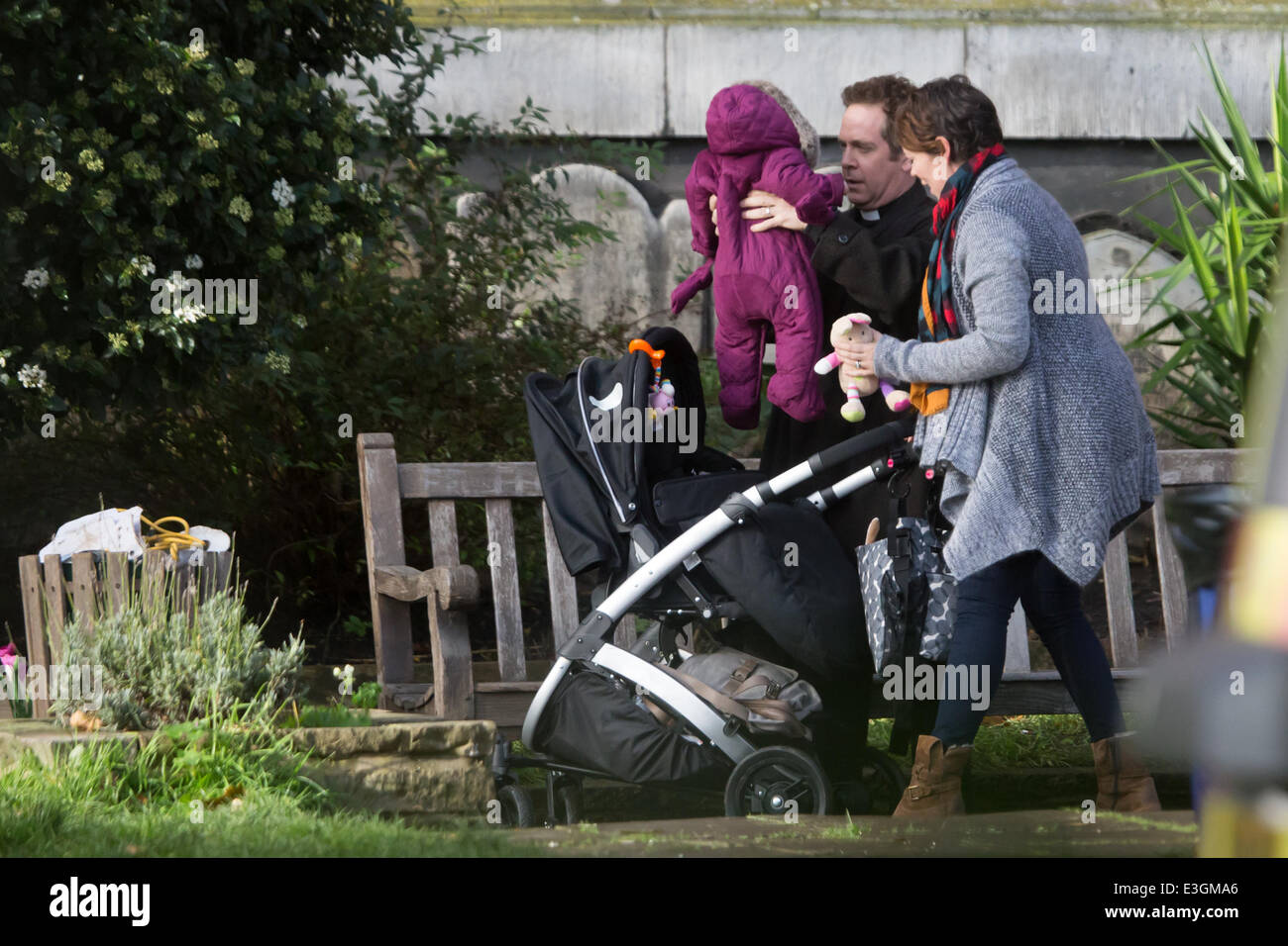 Tom hollander hi-res stock photography and images - Alamy