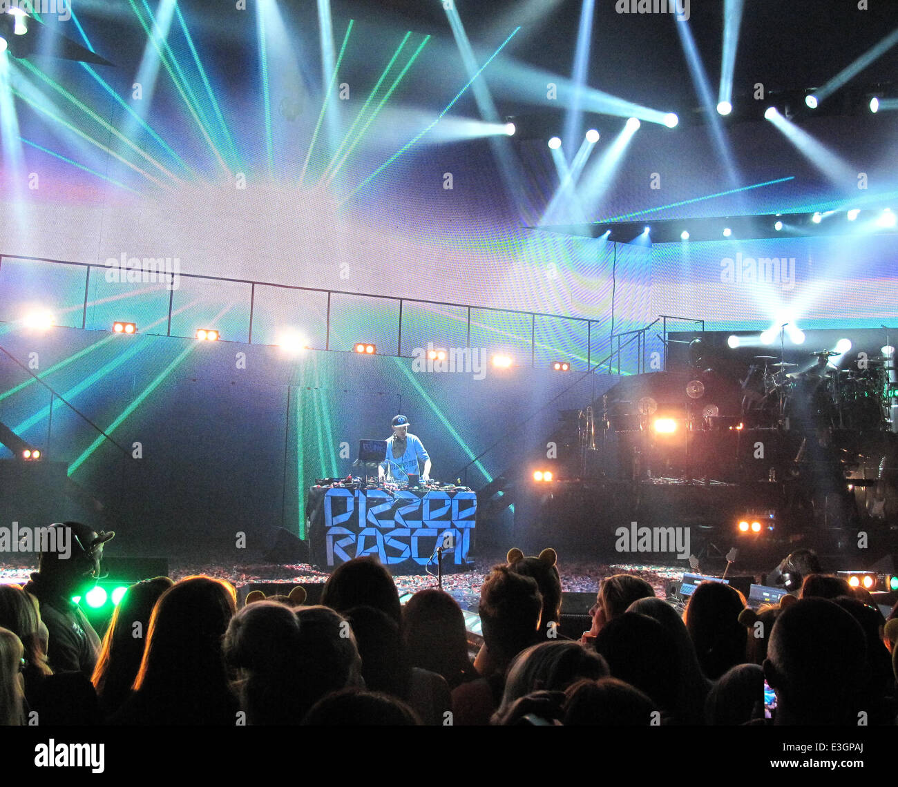 Children in Need Rocks concert at Hammersmith Apollo - Performance ...