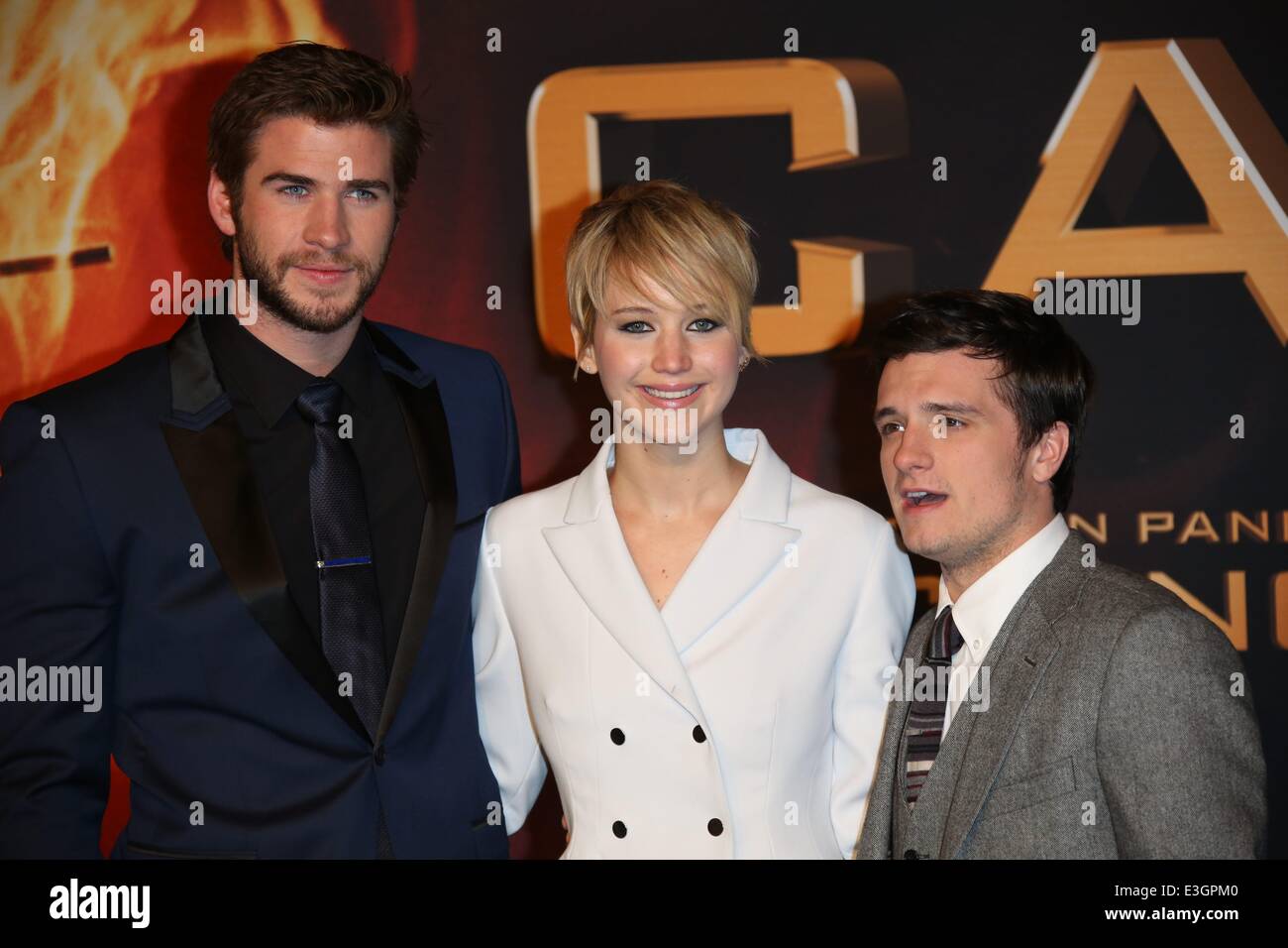 Catching Fire Tributes Cast