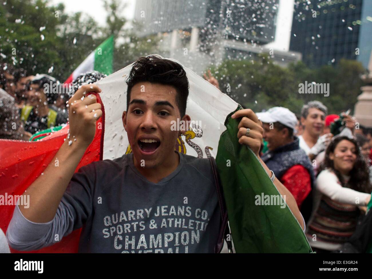 Mexico national team fans hi-res stock photography and images - Alamy