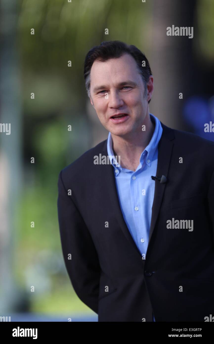 David Morrissey appears on Extra hosted by Maria Menounos. Featuring ...