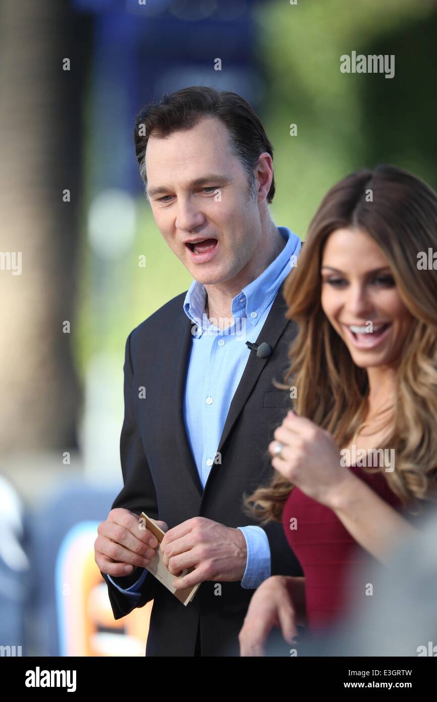 David Morrissey appears on Extra hosted by Maria Menounos. Featuring ...