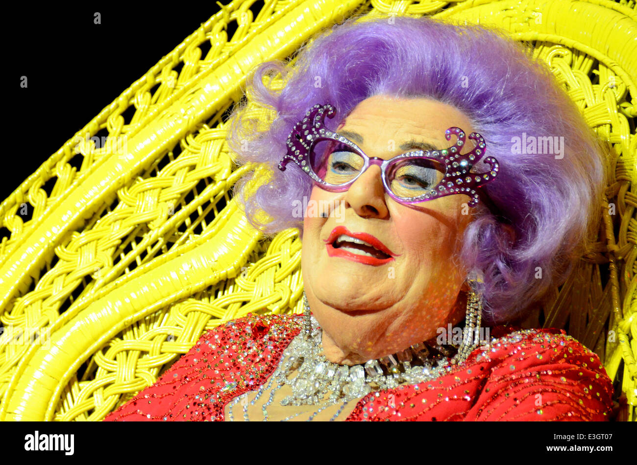 Dame edna everage farewell tour hi-res stock photography and images - Alamy