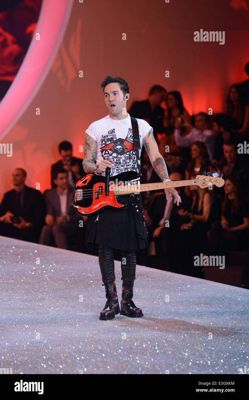 2013 Victoria's Secret Fashion Show at the Lexington Armory - Runway ...