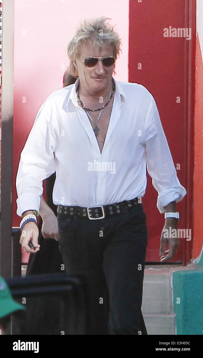 Roccker Rod Stewart walks from a school in Los Angeles after visiting ...