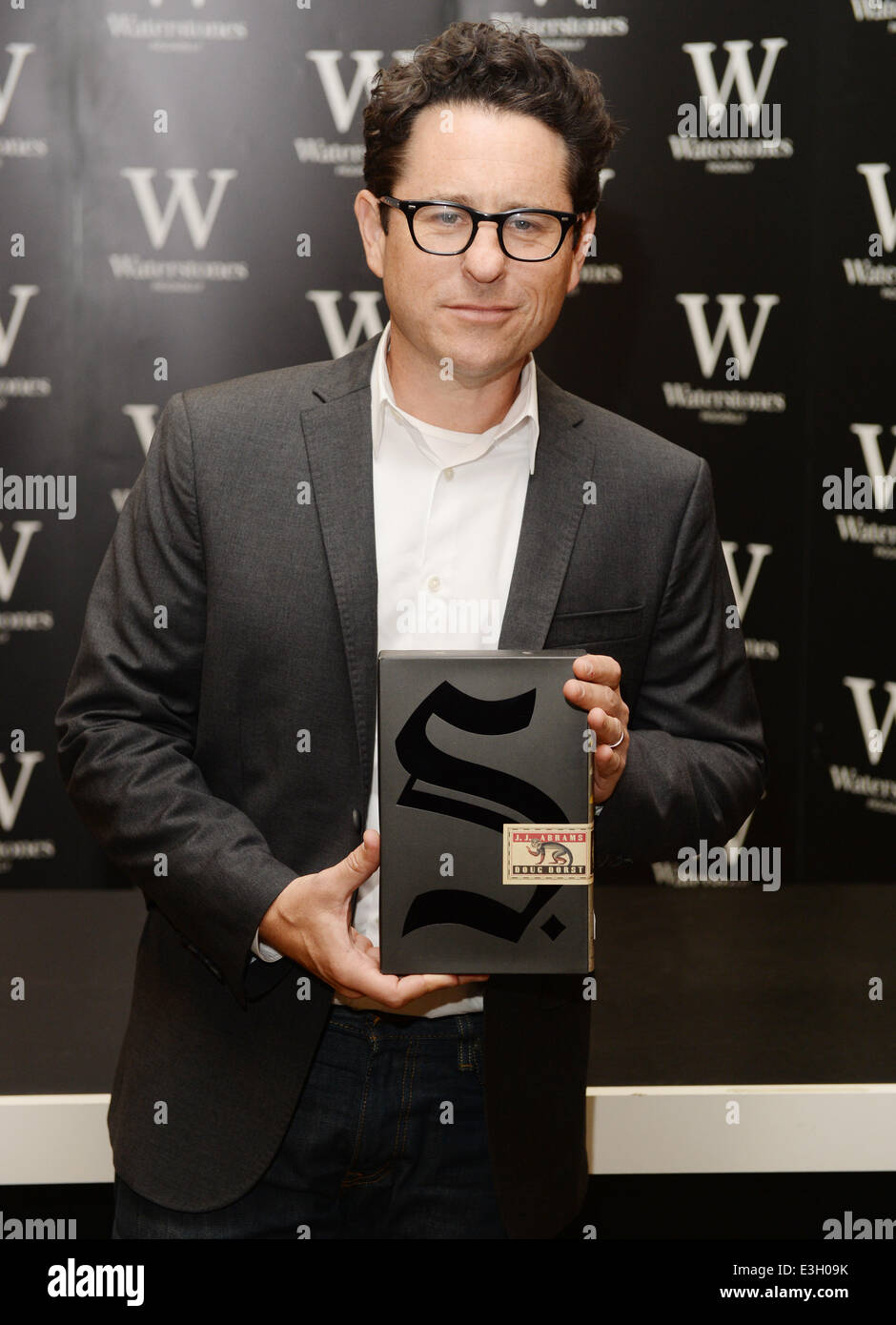 J.J Abrahams promotes and signs copies of his book at Waterstones ...