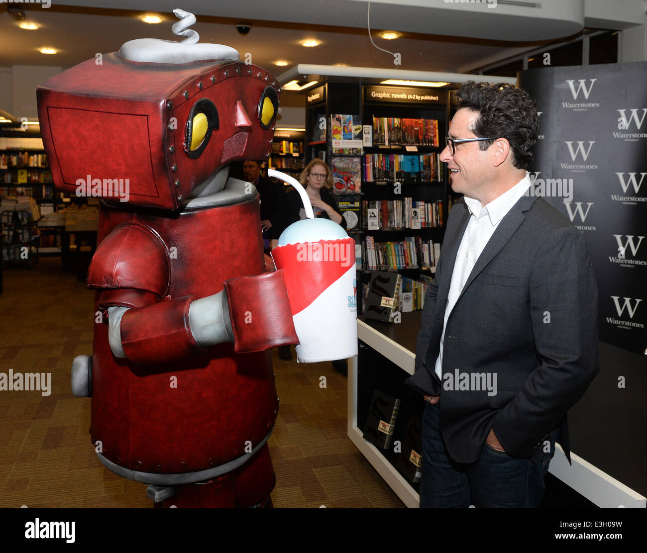 J.J Abrahams promotes and signs copies of his book at Waterstones ...