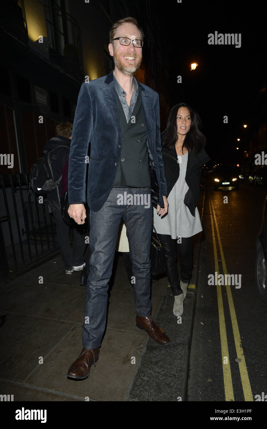 Stephen Merchant and Olivia Munn leaving Groucho Featuring: Stephen ...