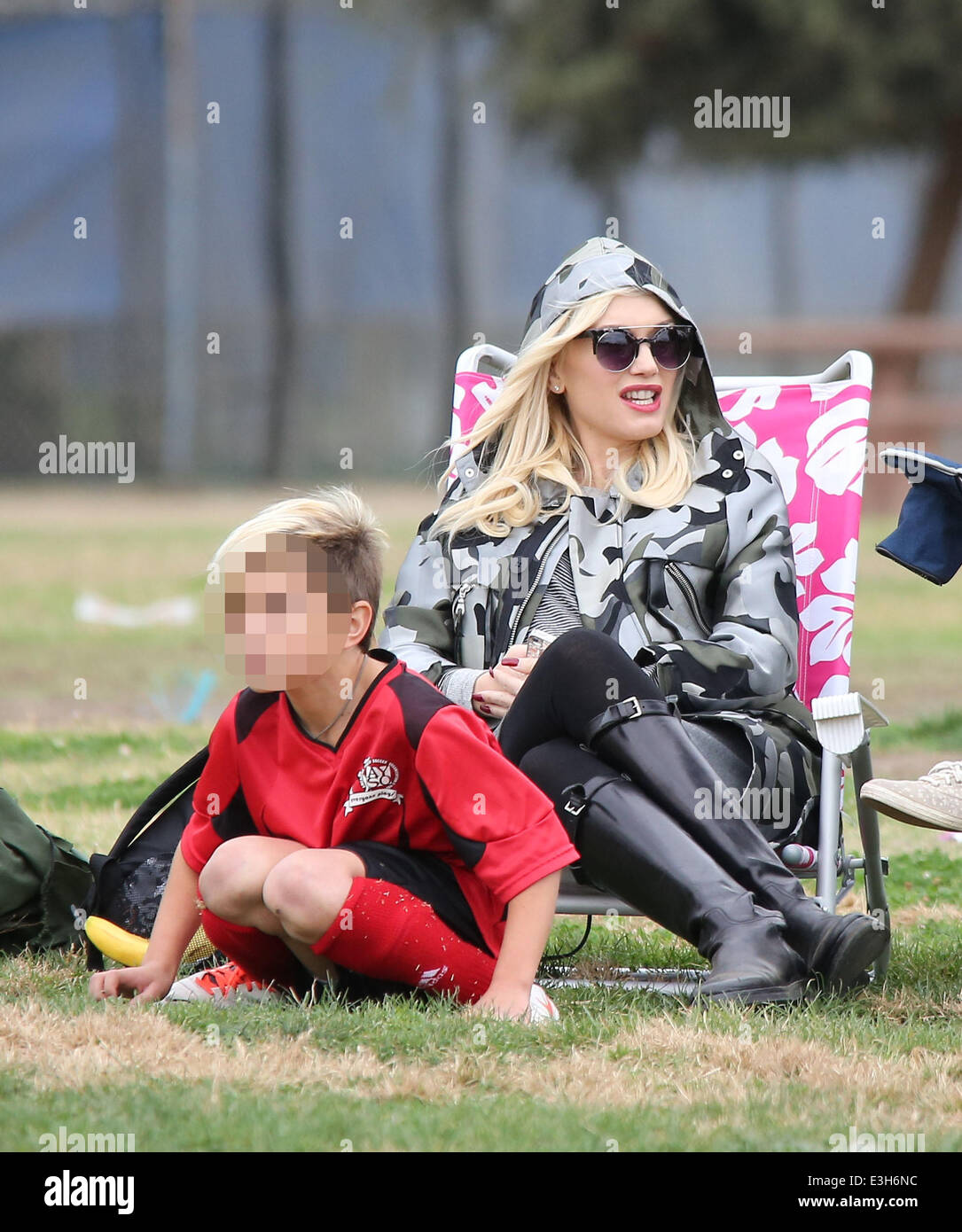 Gwen Stefani watches her eldest son Kingston play soccer. Gwen wore a ...