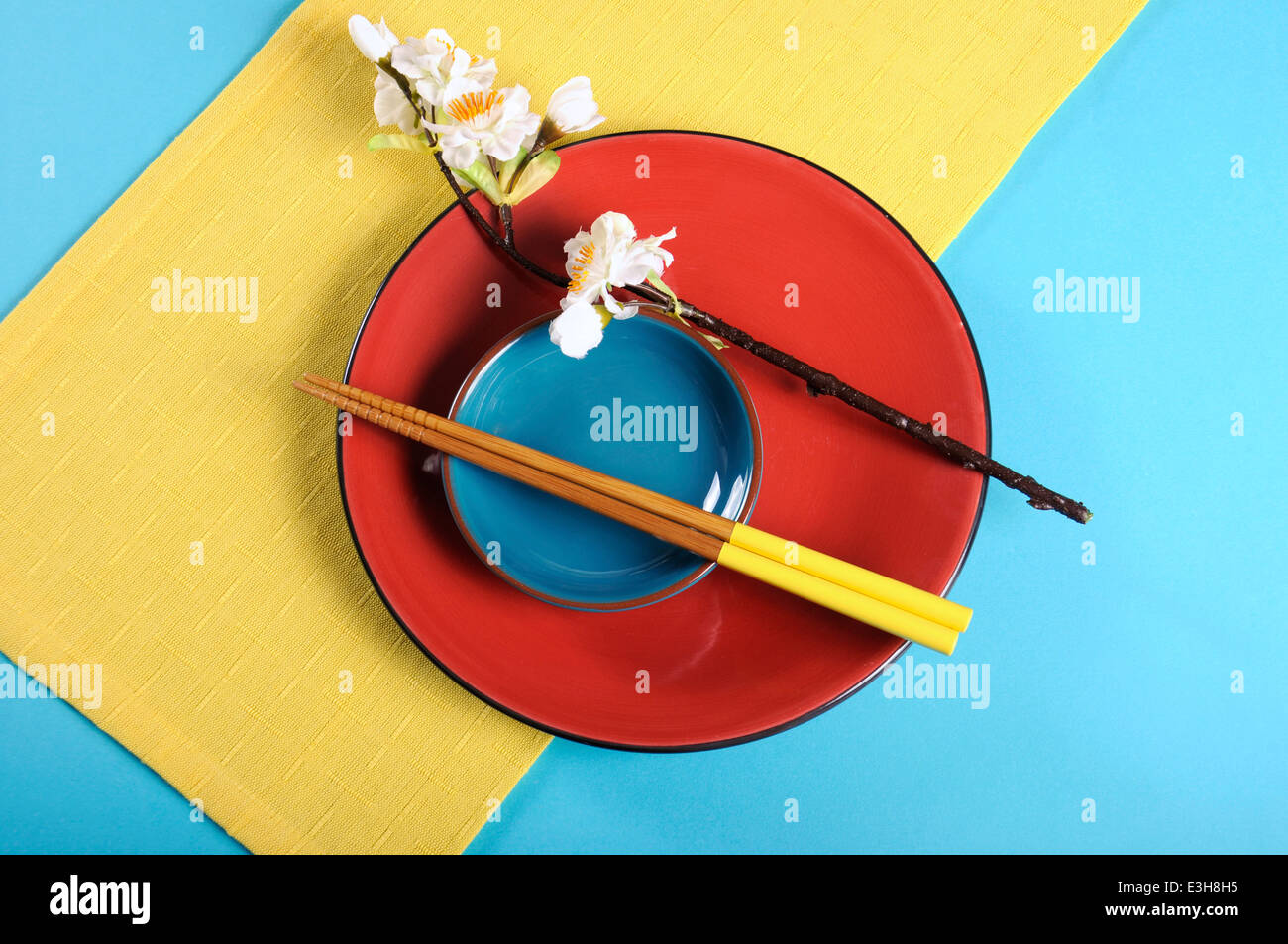 Japanese table setting hi-res stock photography and images - Alamy