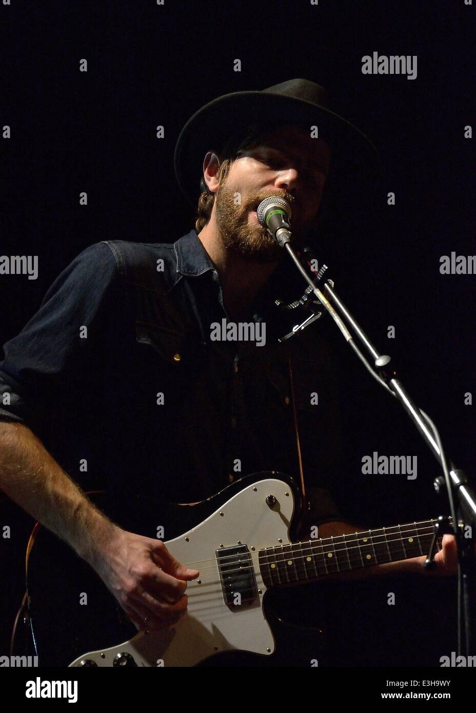 Americain Band from Utah Joshua James supporting The Temperance ...