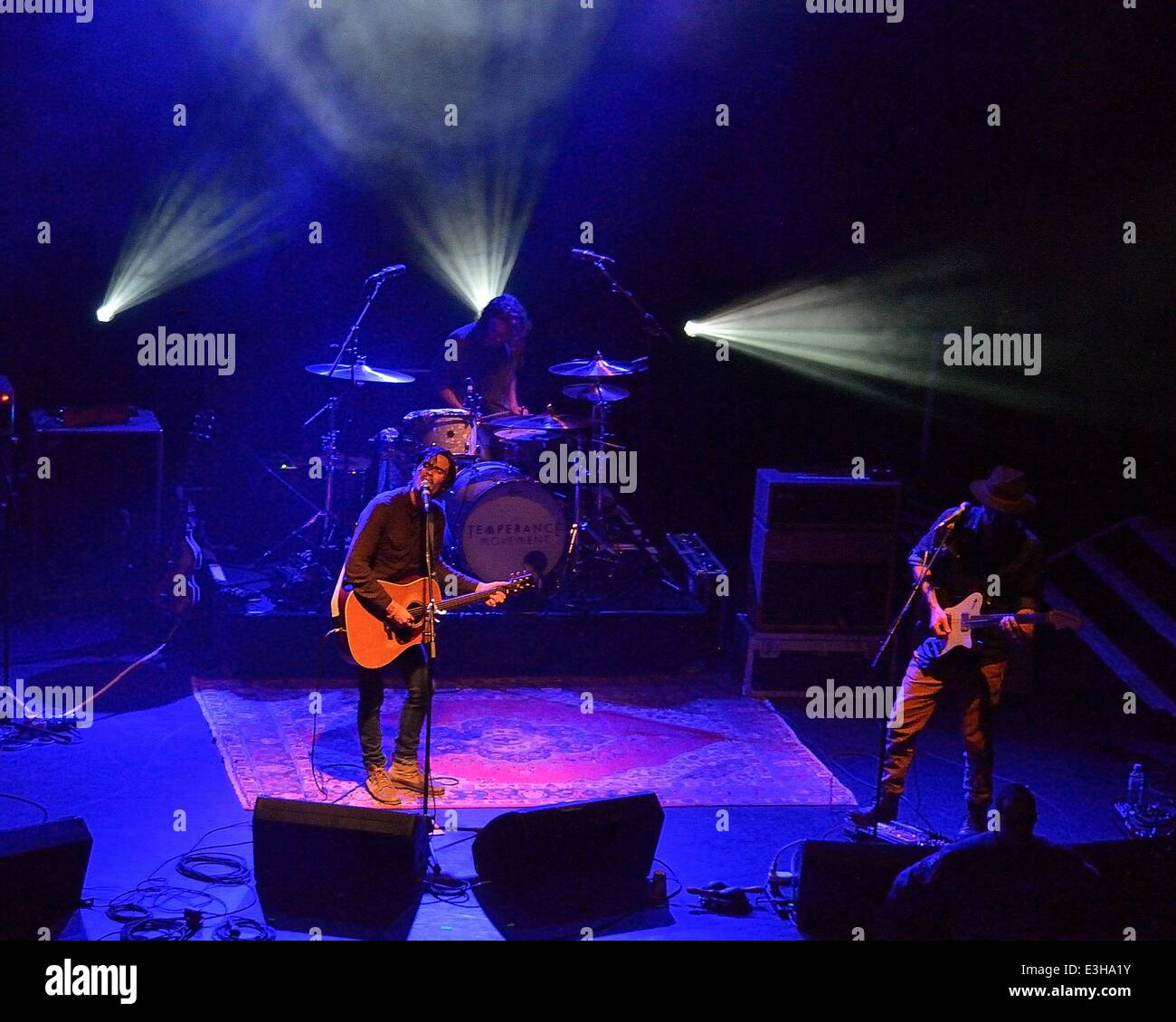 Americain Band from Utah Joshua James supporting The Temperance ...