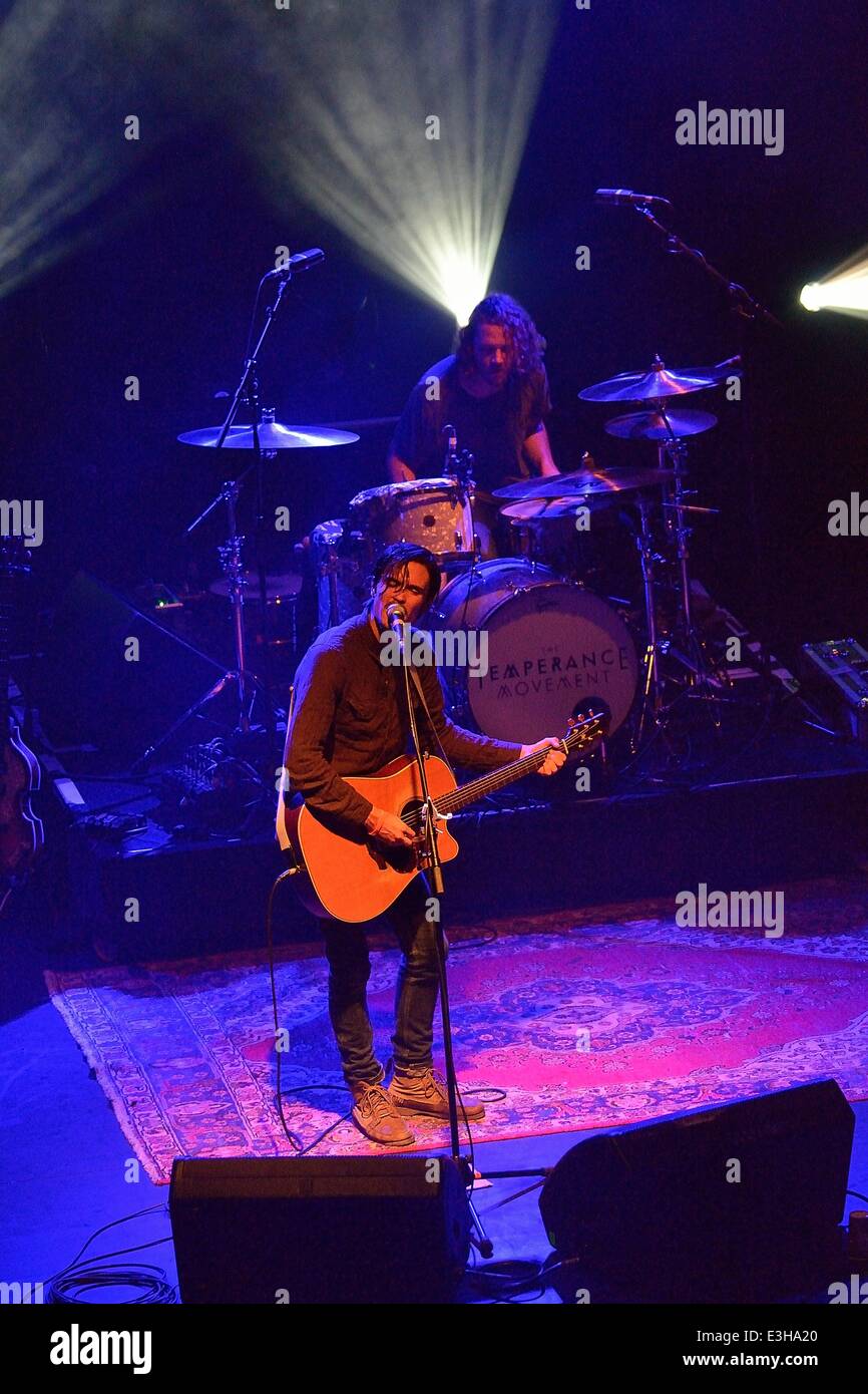 Americain Band from Utah Joshua James supporting The Temperance ...