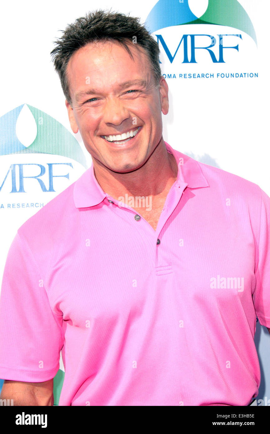 Celebrity Golf Tournament event to benefit the Melanoma Research ...