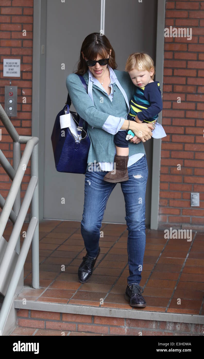 Jennifer Garner and son Samuel out and about in Brentwood Featuring ...