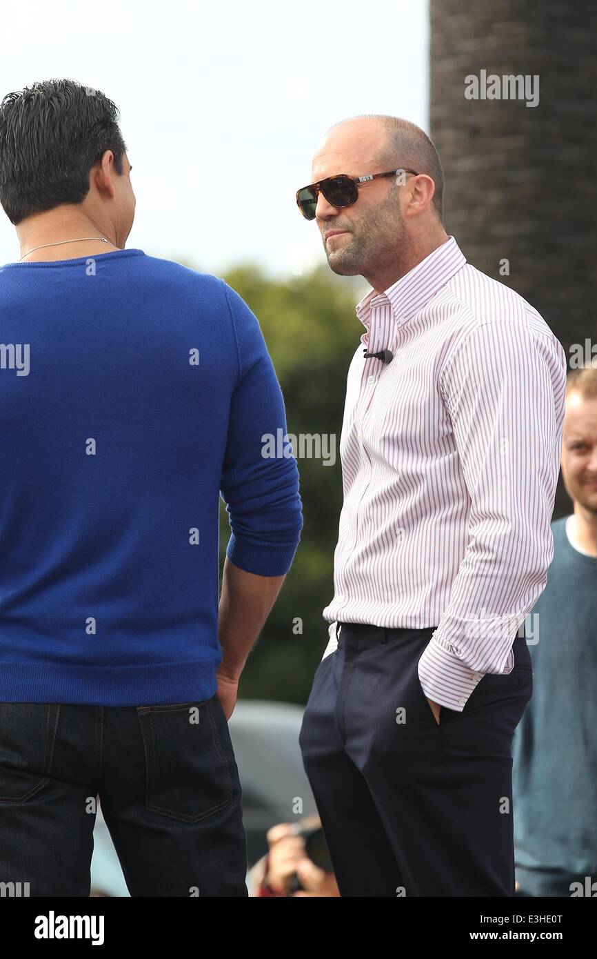 Jason Statham filming Extra with Mario Lopez at Universal City Walk ...