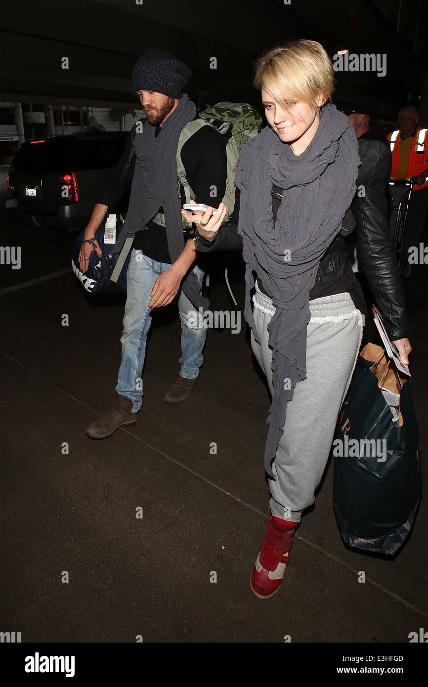 Chad Michael Murray and his new girlfriend Nicky Whelan arrive at LAX ...