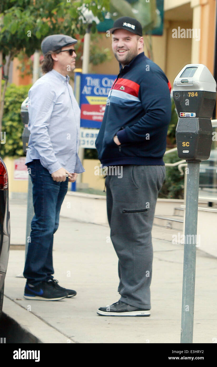 Actor Ethan Suplee chats with a friend on the sidewalk in Los Angeles ...