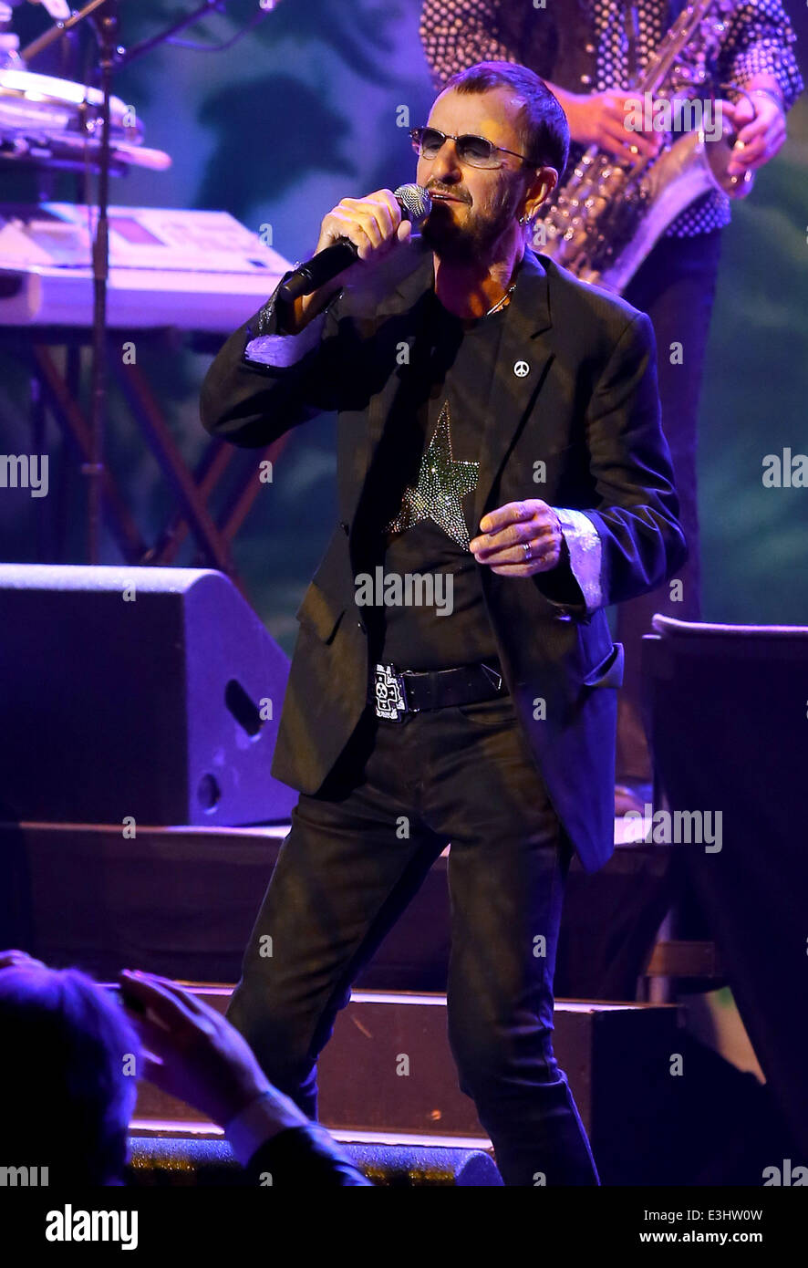 Ringo Starr and His All Starr Band Perform Only U.S. Dates on Fall Tour ...