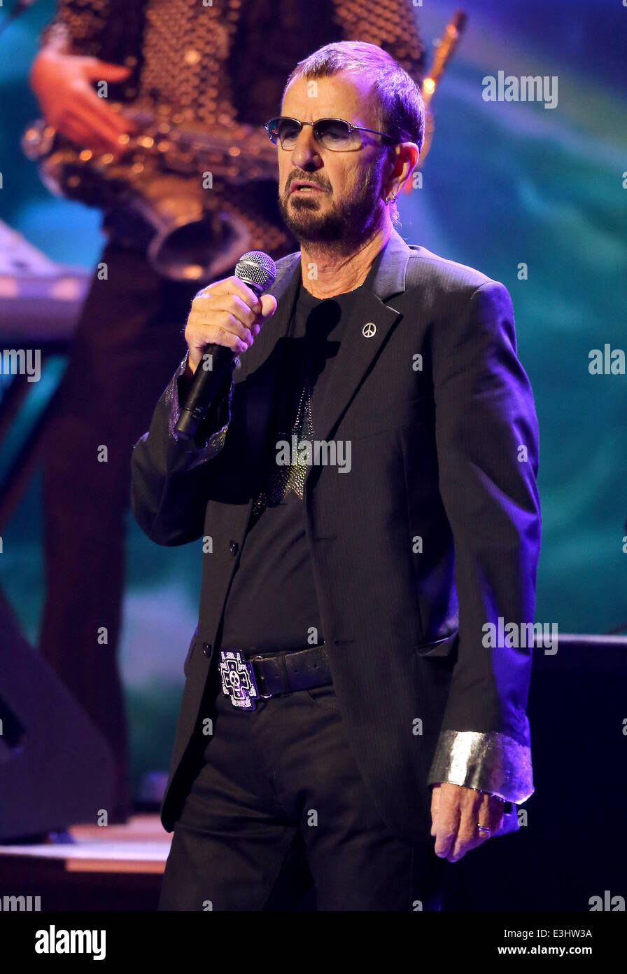 Ringo Starr and His All Starr Band Perform Only U.S. Dates on Fall Tour ...