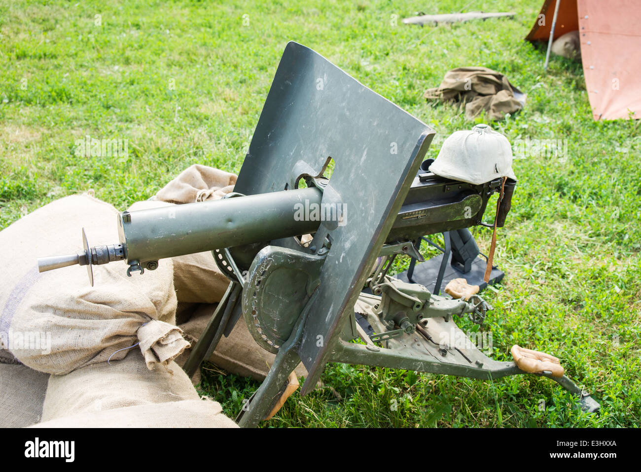 Machine gun position hi-res stock photography and images - Alamy