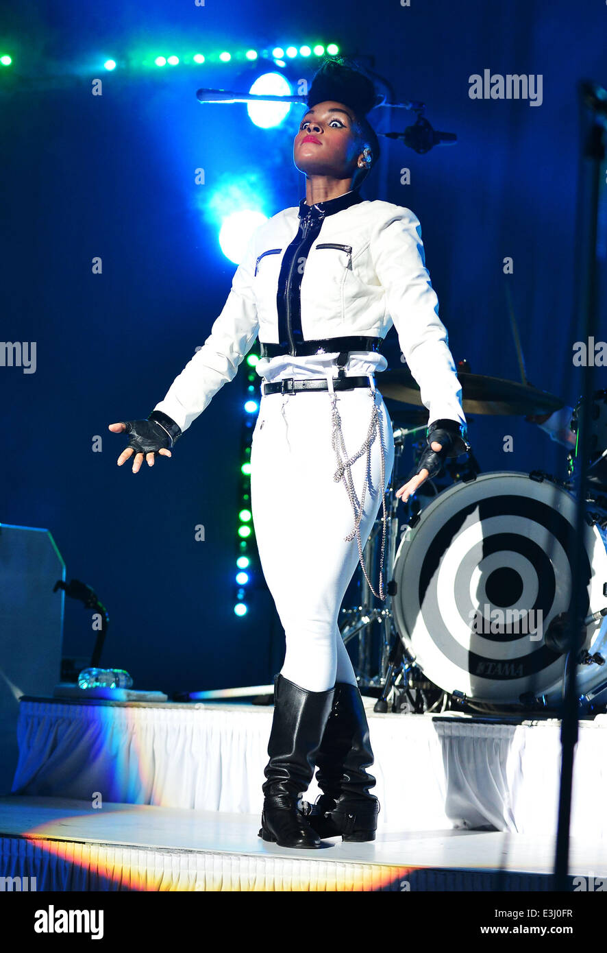 Janelle Monae performs in 'The Electric Tour' concert at Fillmore Miami ...