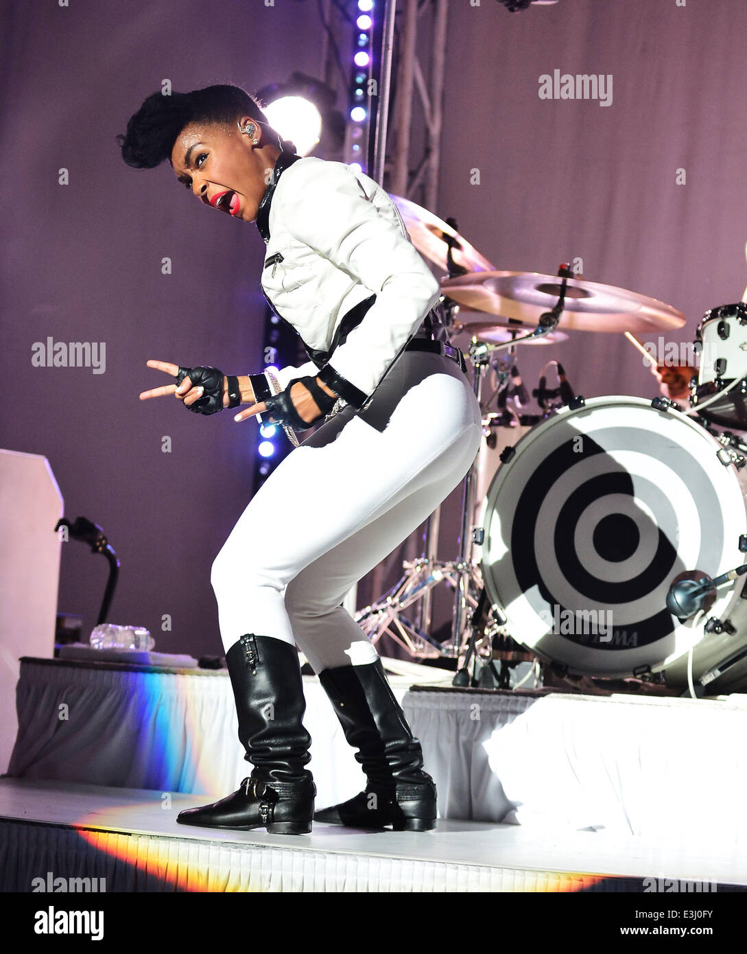 Janelle Monae performs in 'The Electric Tour' concert at Fillmore Miami ...