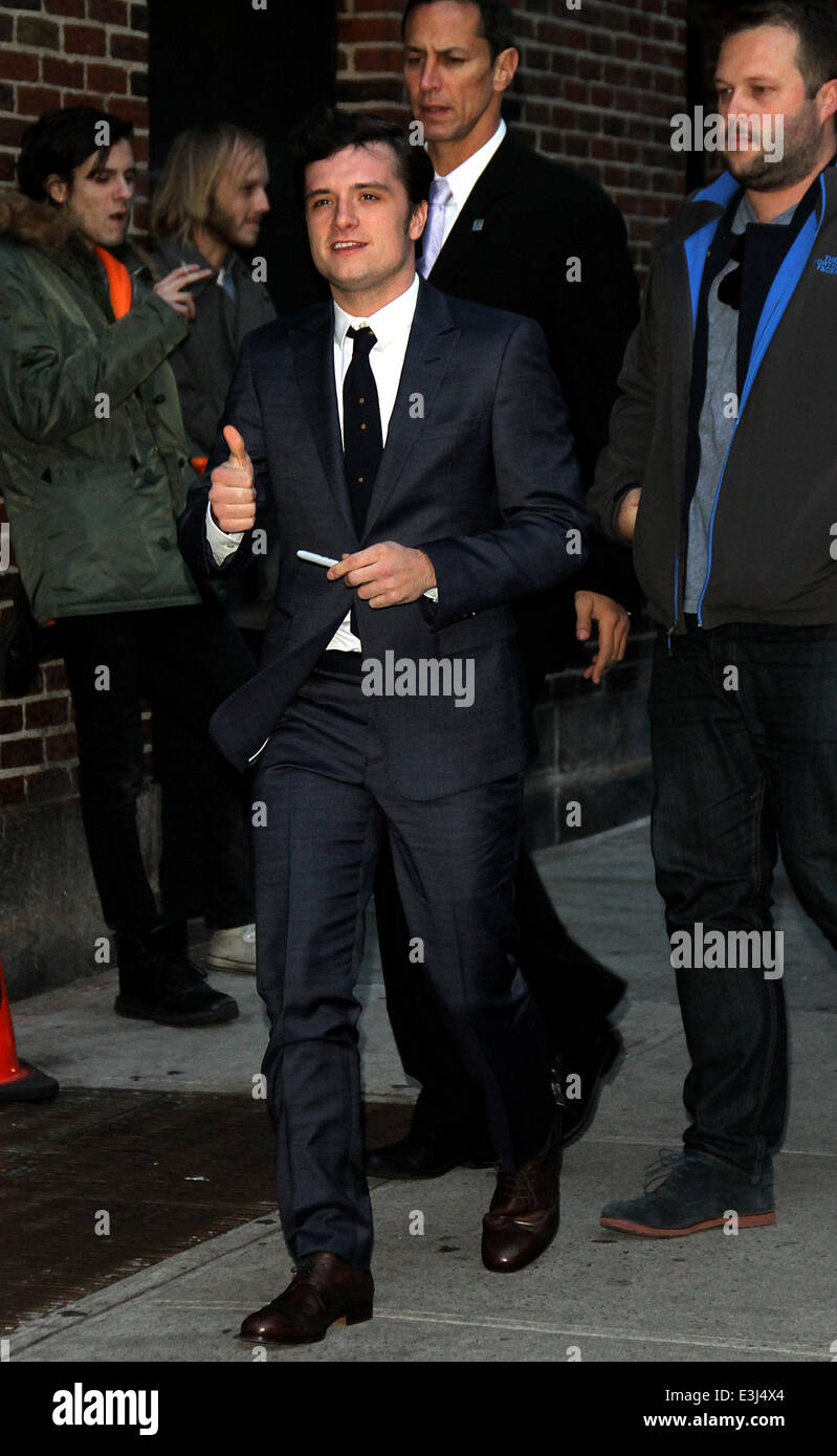 Celebrities outside the Ed Sullivan Theater for the Late Show with ...