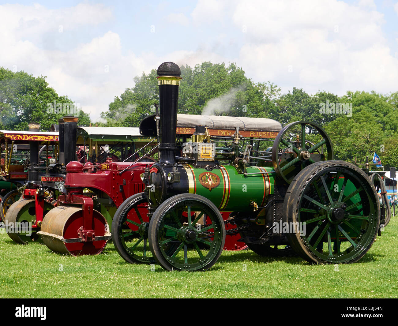 Steam rollers hi-res stock photography and images - Alamy