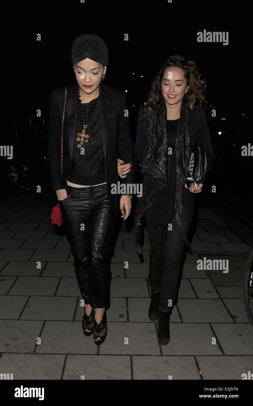 Rita ora mother vera ora High Resolution Stock Photography and Images ...