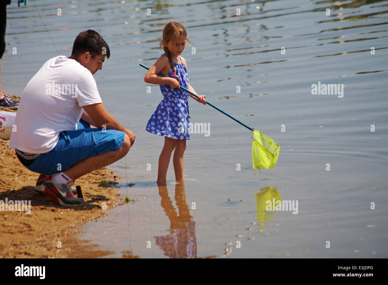 Girl crabbing hi-res stock photography and images - Alamy