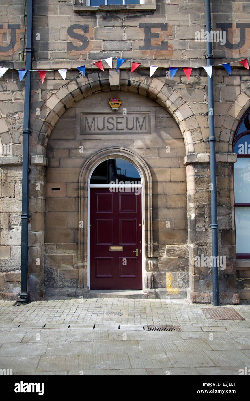 Warwick market square hi-res stock photography and images - Alamy