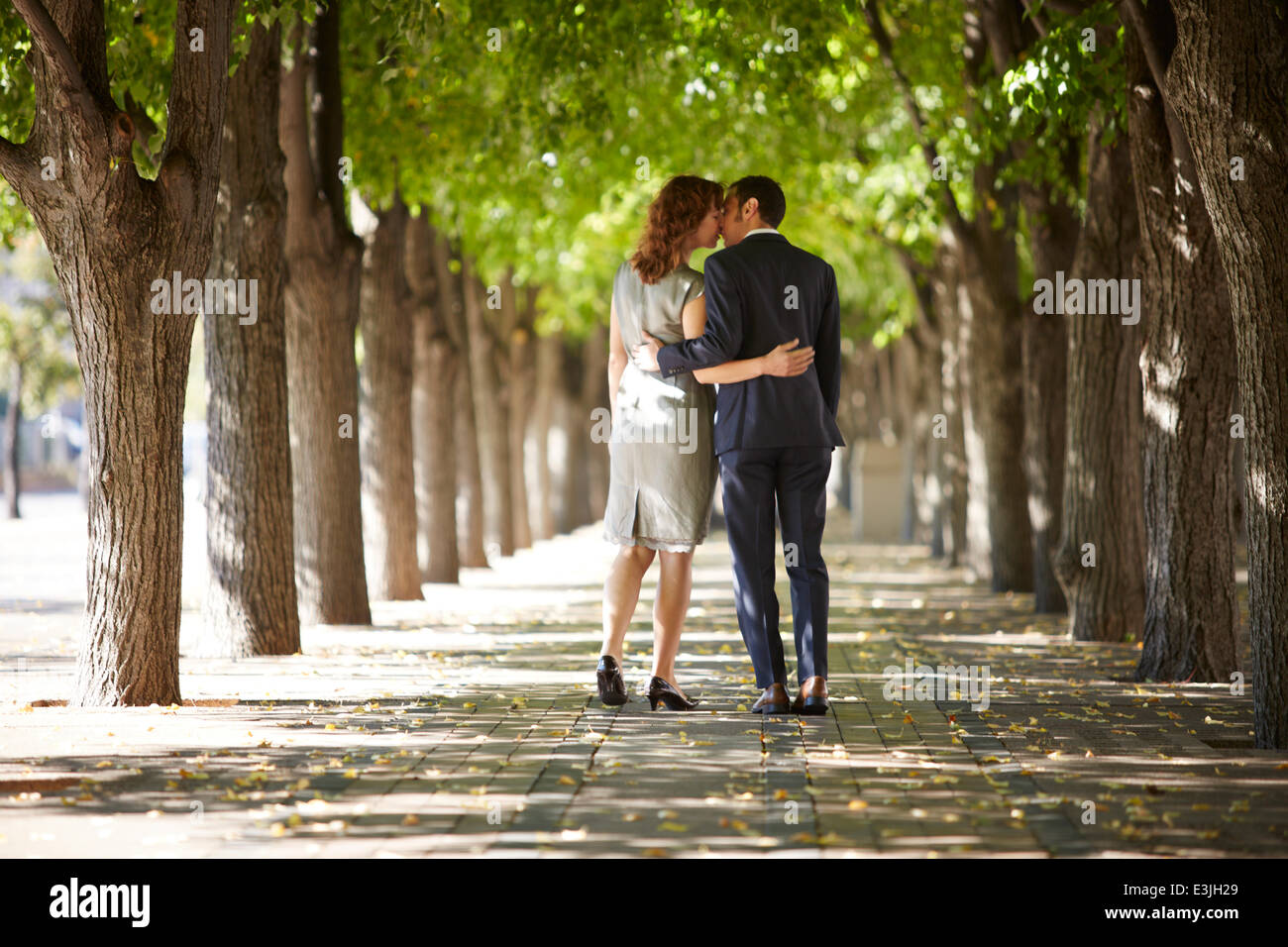 Full length view couple wearing hi-res stock photography and images - Alamy