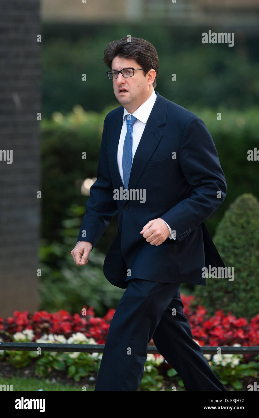 Lord andrew feldman hi-res stock photography and images - Alamy