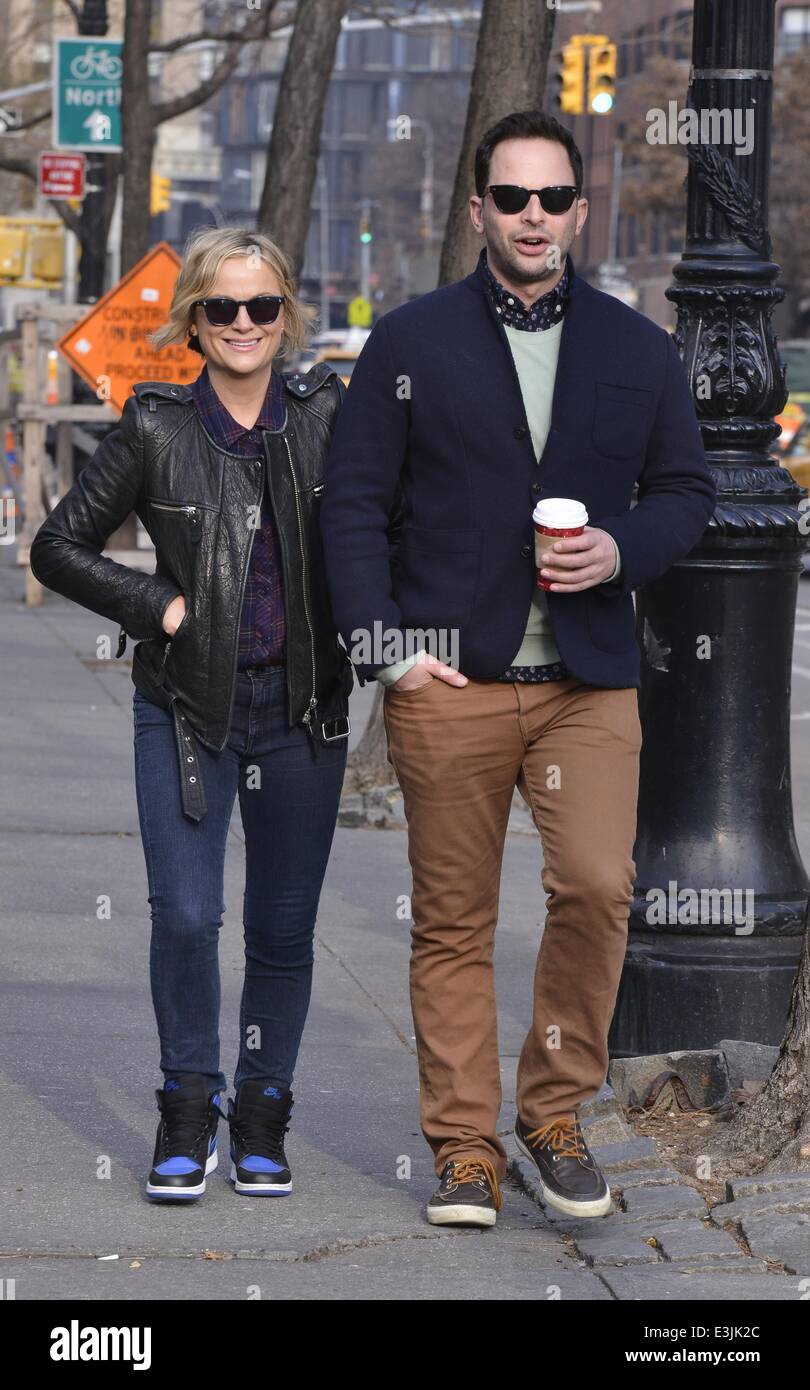 Amy Poehler Nick Kroll Beach
