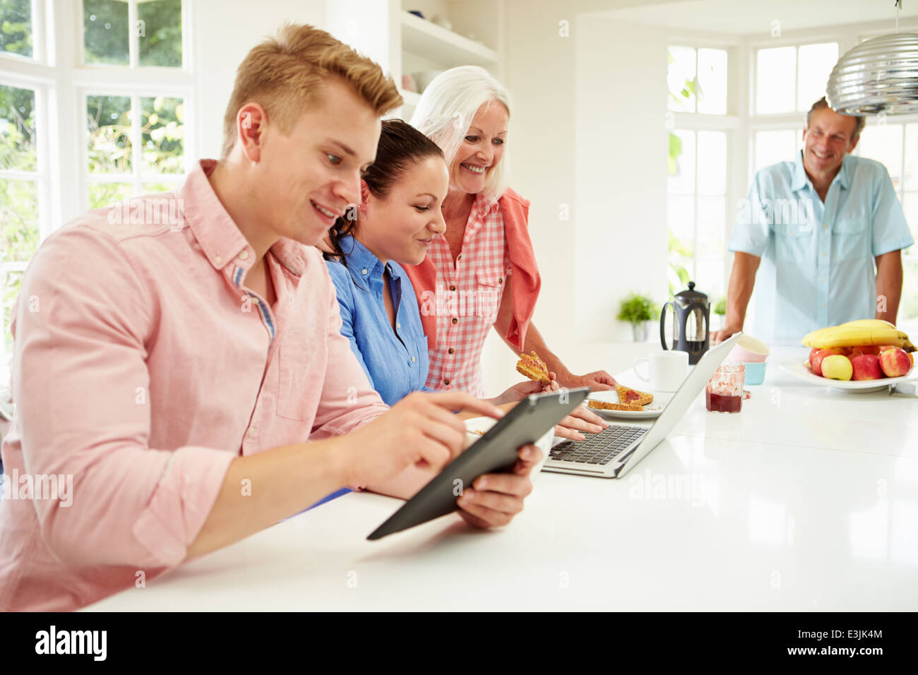 Family grown up children hi-res stock photography and images - Alamy