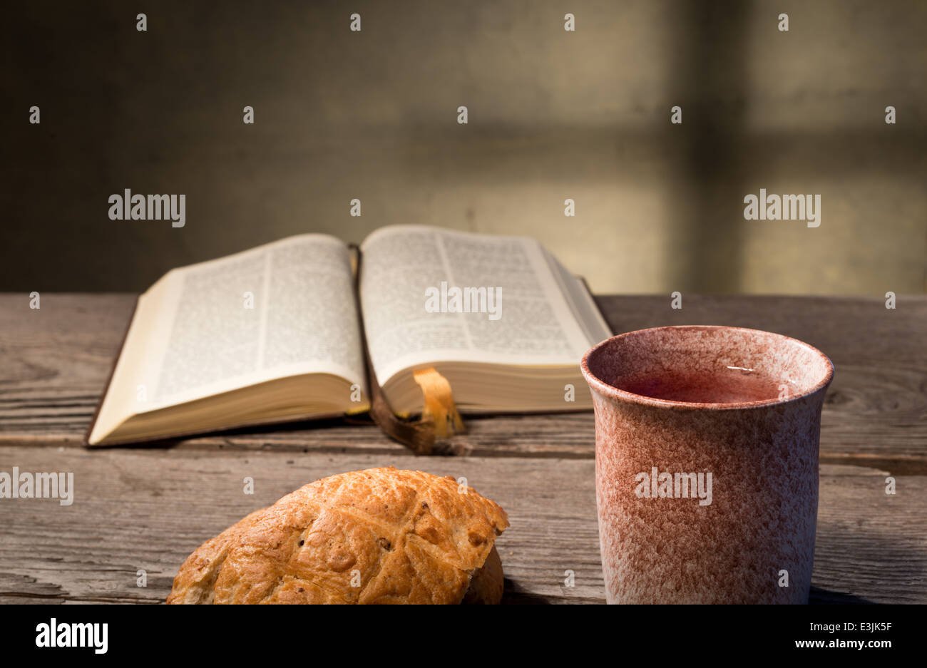 Bible bread hi-res stock photography and images - Alamy