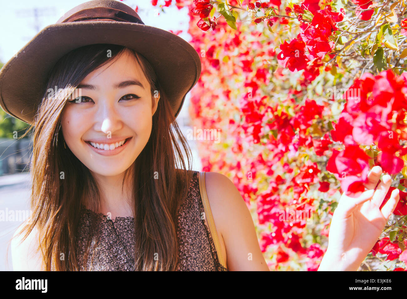 Bush Women High Resolution Stock Photography and Images - Alamy
