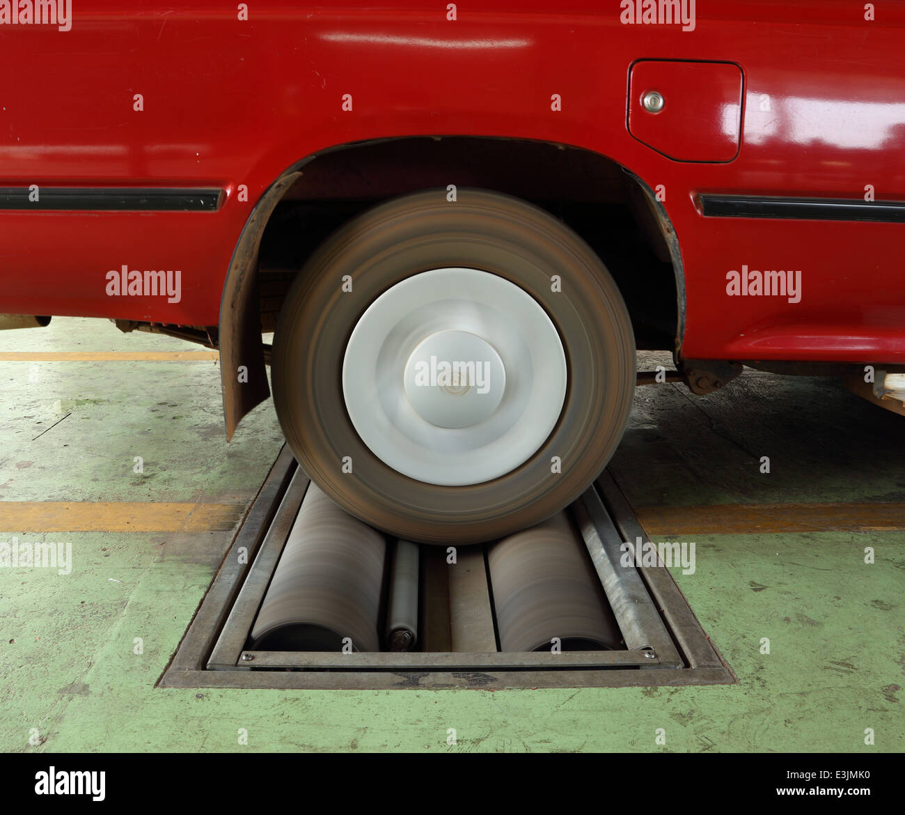 Brake testing car rear wheel hi-res stock photography and images - Alamy