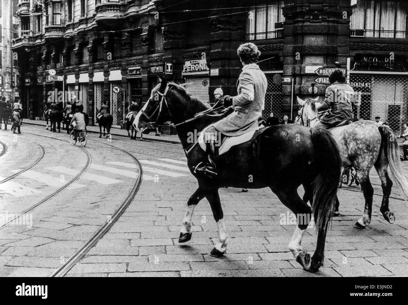 Domenica hi-res stock photography and images - Alamy