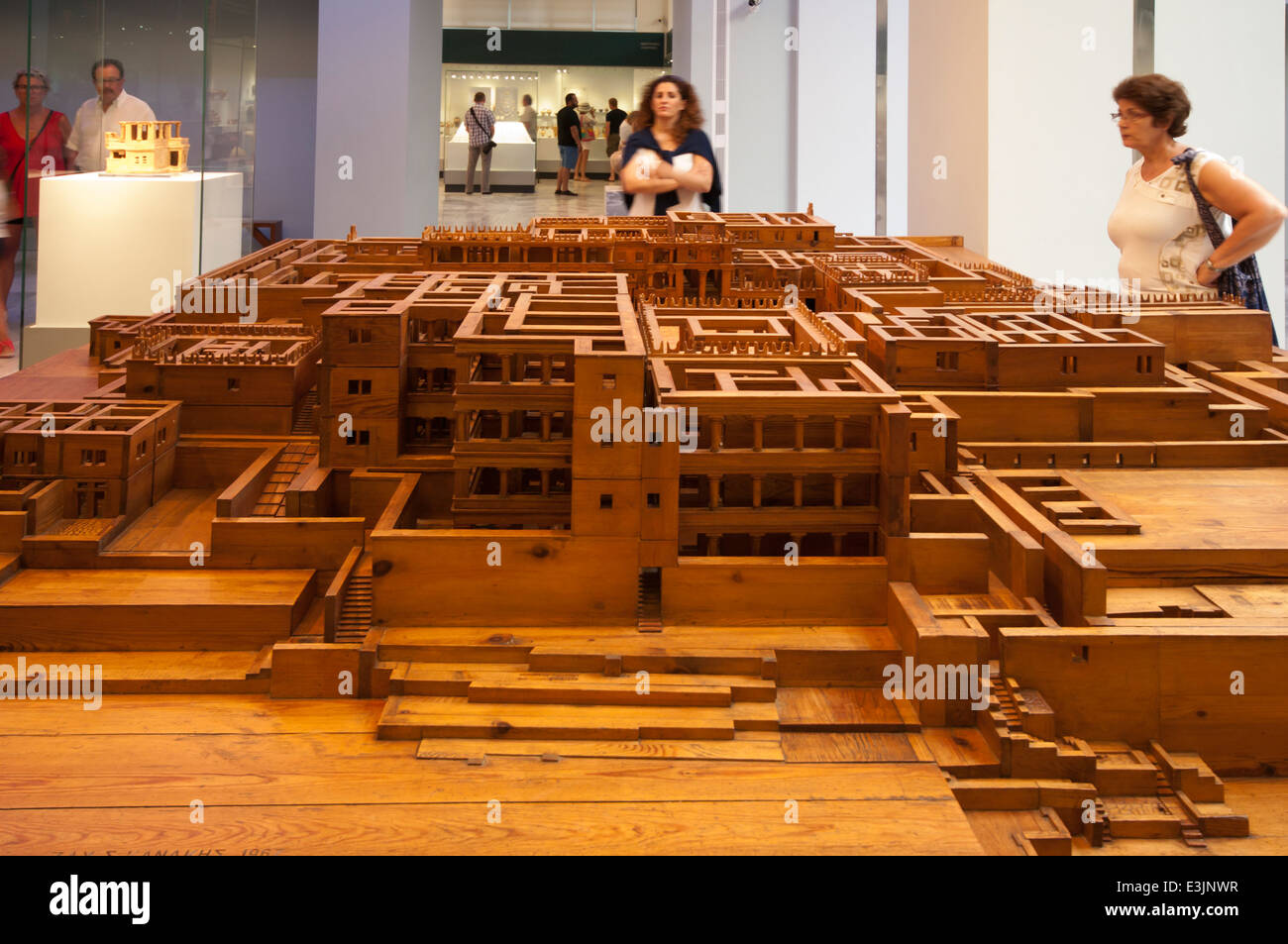 Model Of The Palace Of Knossos Crete In The Archaeological Museum ...