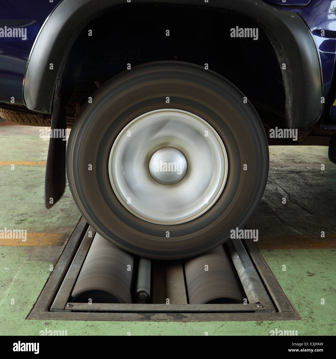 brake testing system of a car (rear wheel Stock Photo - Alamy