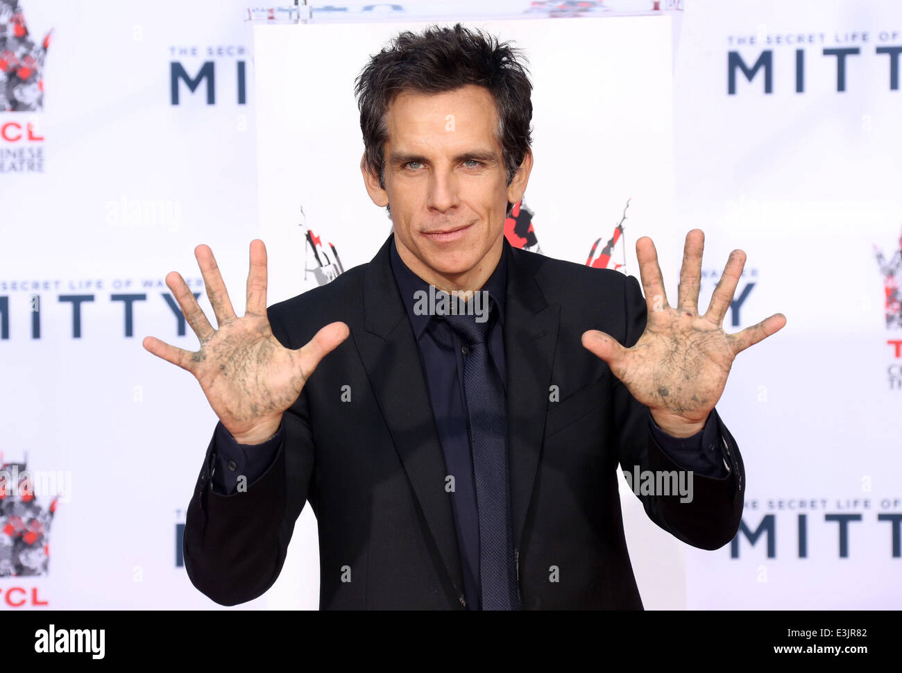 Ben Stiller Hand/Footprint Ceremony At TCL Chinese Theatre Featuring ...