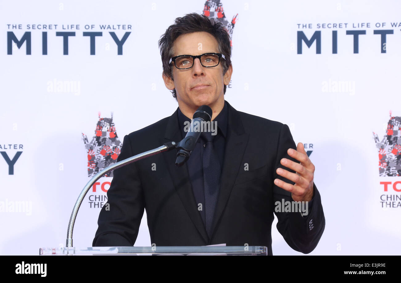 Ben Stiller Hand/Footprint Ceremony At TCL Chinese Theatre Featuring ...