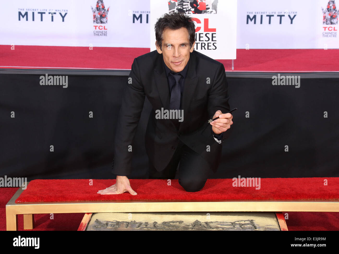 Ben Stiller Hand/Footprint Ceremony At TCL Chinese Theatre Featuring ...