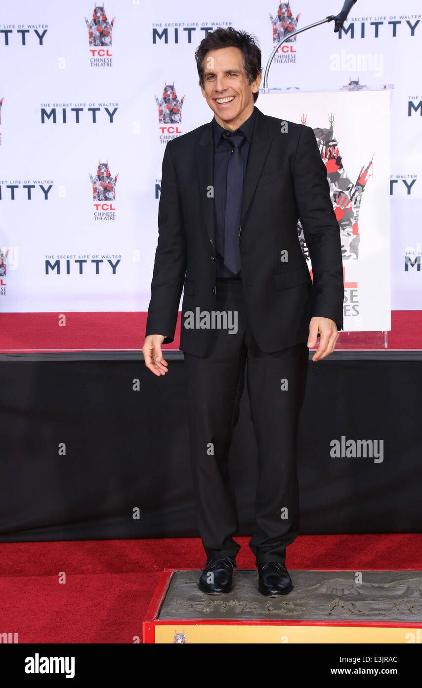 Ben Stiller Hand/Footprint Ceremony At TCL Chinese Theatre Featuring ...